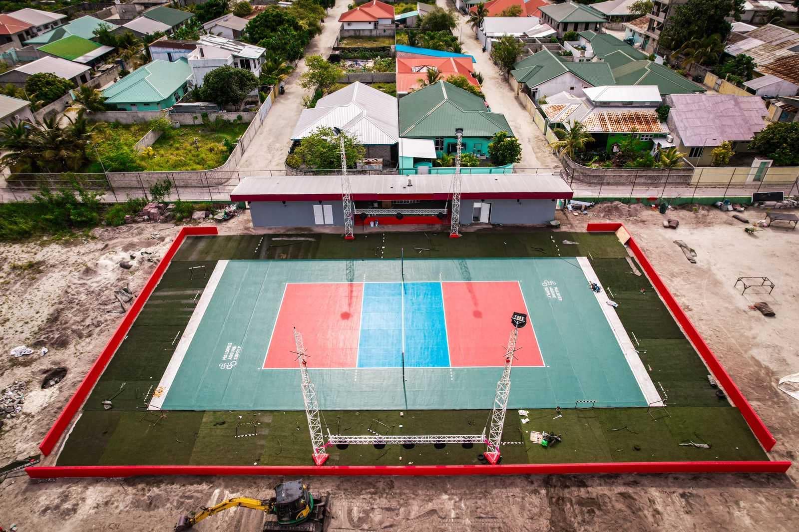 R. Atoll Volley adhi Handball mubaaraiy onnaanee meedhoo ga | Fainu Online