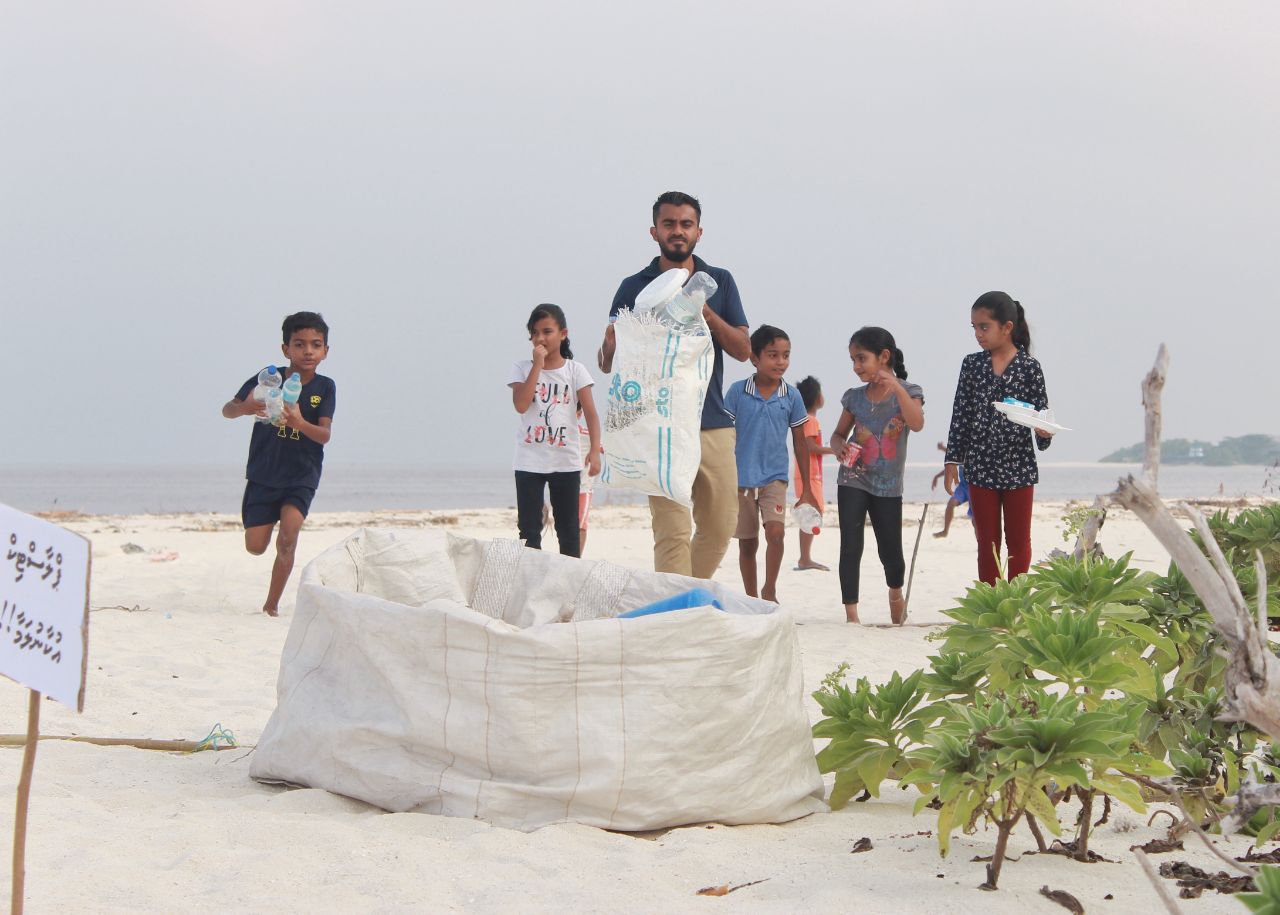 PHOTO: Fainu Schoolge "Aharenge school aailaa" event | Fainu Online